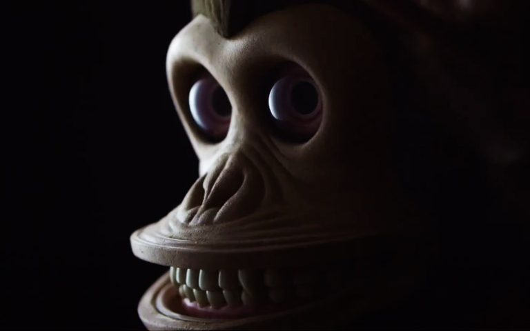 Majmun (2025): Stravična igračka iz djetinjstva koja donosi smrt stiže ...